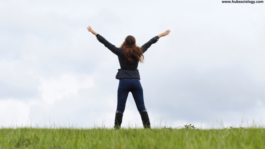Looking-Glass Self - HUBSOCIOLOGY