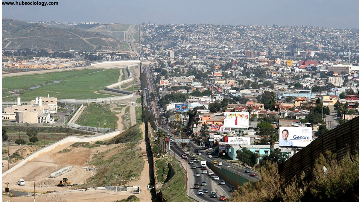 Border Sociology: U.S.–Mexico Borderlands in Focus & 10 FAQs